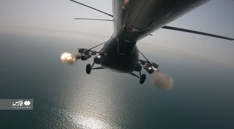 IRGC Naval Exercises In The Persian Gulf + Video - Islamic World News